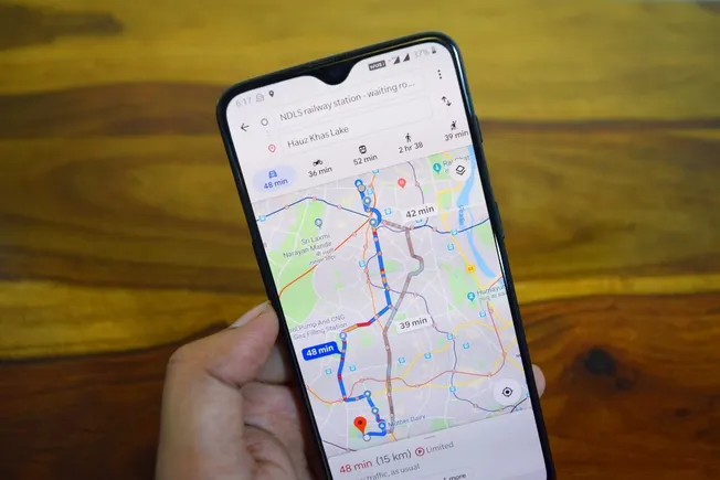Google Maps' latest update highlights popular menu items | Restaurant Dive