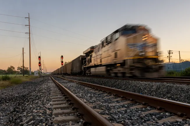 Potential for rail shutdown rises as largest union rejects labor deal ...