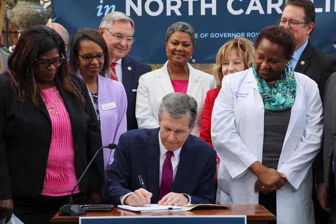 North Carolina becomes 40th state to expand Medicaid | Healthcare Dive
