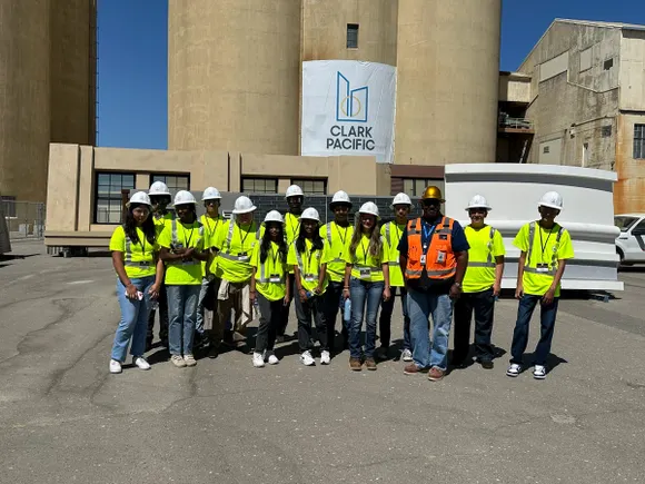 Phoenix contractor introduces high schoolers to construction ...