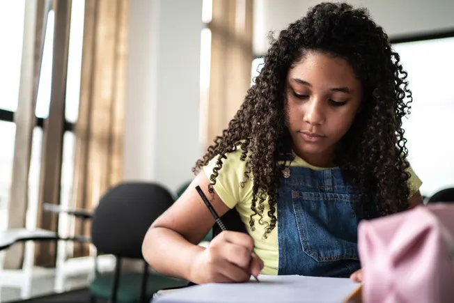 Cursive handwriting can offer literacy, note-taking benefits | K-12 Dive