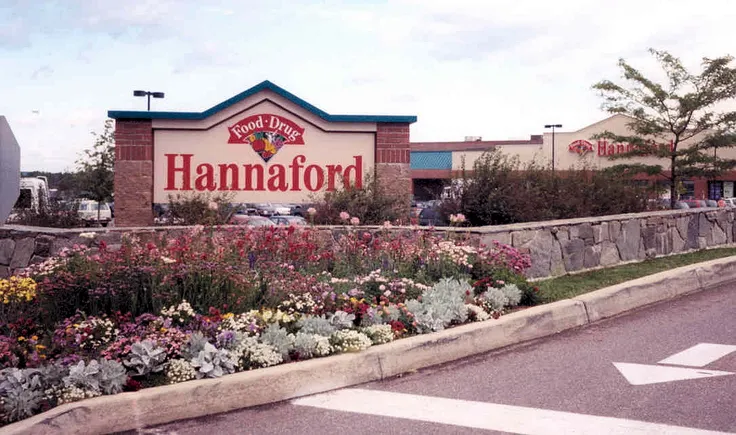 Hannaford's first loyalty program incentivizes store brand purchases ...