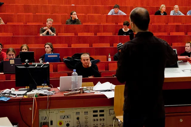 4 tools for spicing up lectures | K-12 Dive