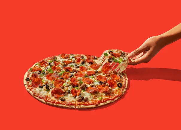 Casey’s introduces thin-crust pizza | C-Store Dive