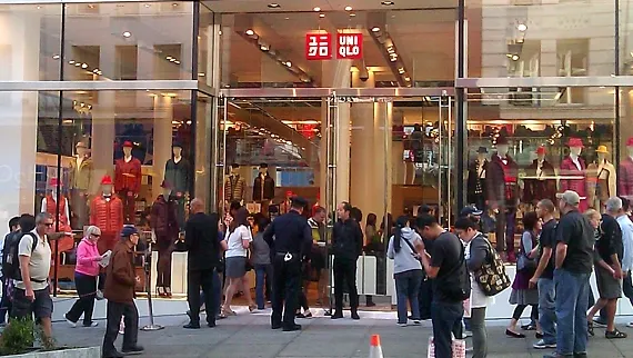 Uniqlo expanding into new US markets | Retail Dive
