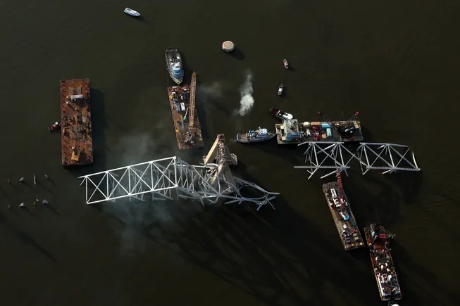Key Bridge cleanup ‘an engineering nightmare’ | Construction Dive