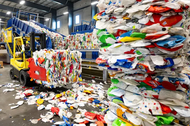 Republic opens Indianapolis plastics complex meant to fuel recycled ...