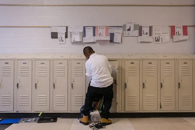 How lockerless schools are shaping building design | K-12 Dive