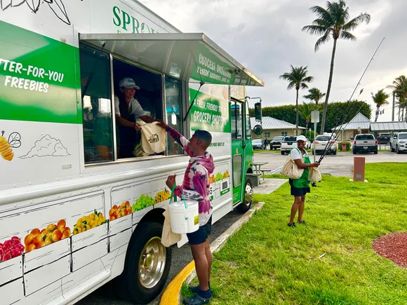 Why Sprouts rolled into Florida with a mobile grocery tour | Grocery Dive