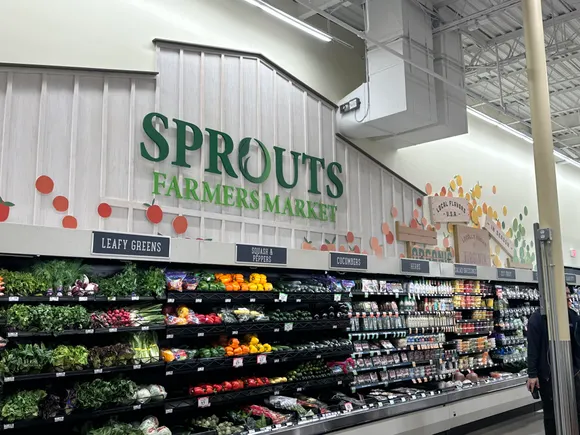 Sprouts to open 20 in-store cafes across Southern California | Grocery Dive