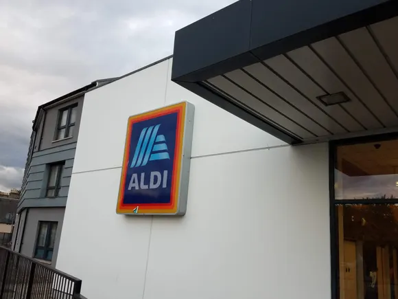 Aldi, Instacart partnership goes nationwide | Grocery Dive