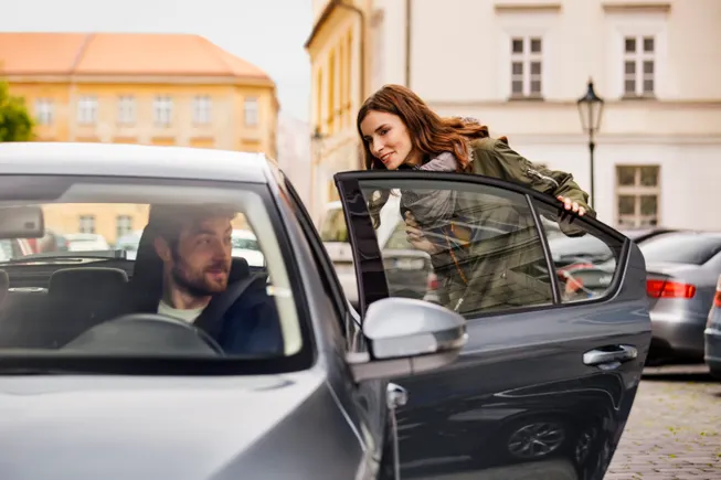Uber breaks into ad publishing through OOH display deal with Adomni ...