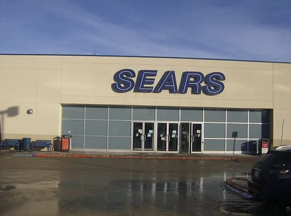 Sears employees push for severance pay | Retail Dive