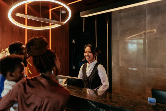 4 strategies to boost hotel staff engagement during the holiday travel ...