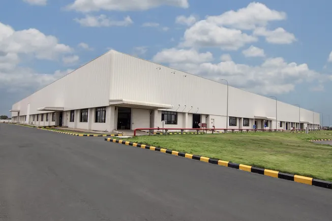 The path to smart distribution centers begins with data | Supply Chain Dive