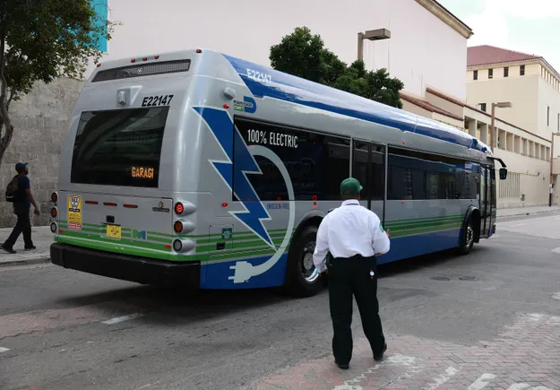 FTA awards nearly $1.5B for cleaner transit buses | Smart Cities Dive
