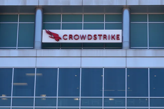 CrowdStrike avoids customer exodus after triggering global IT outage ...