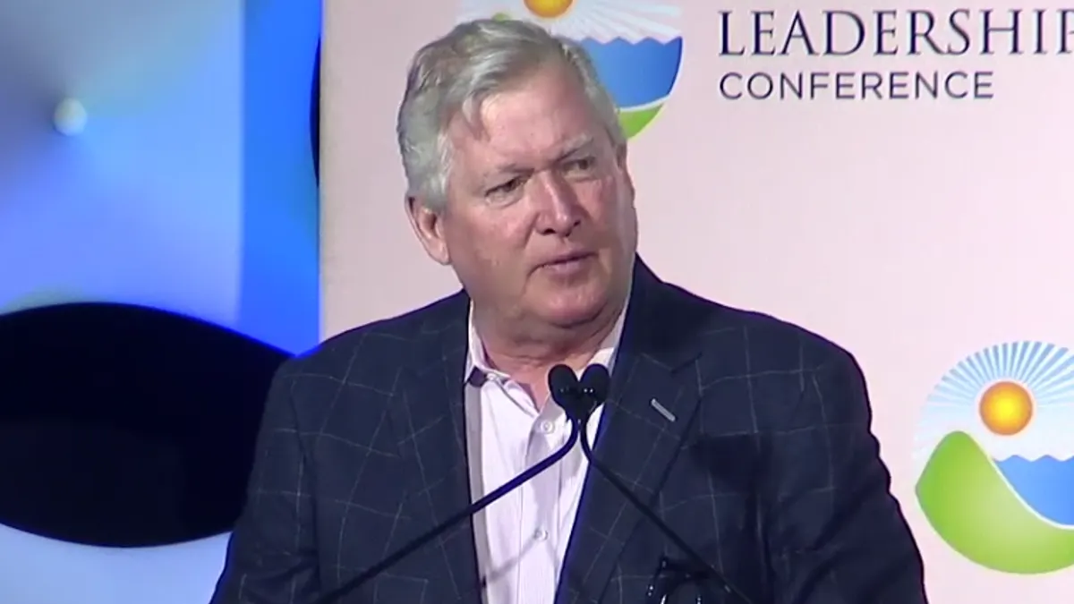 Exelon CEO Crane to retire at year end under accelerated succession ...