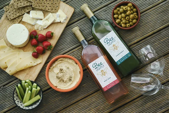 Albertsons debuts new private label wine line | Grocery Dive