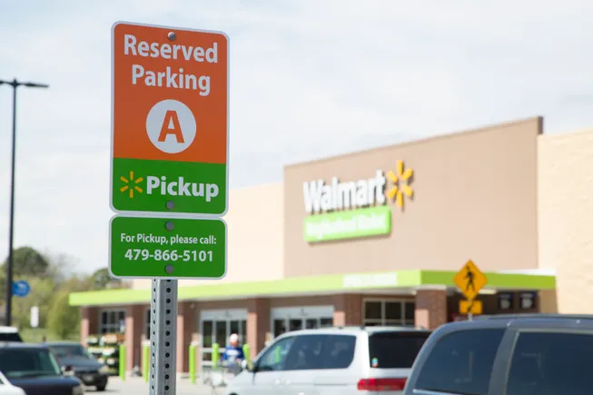 Walmart explores ghost kitchens | Restaurant Dive