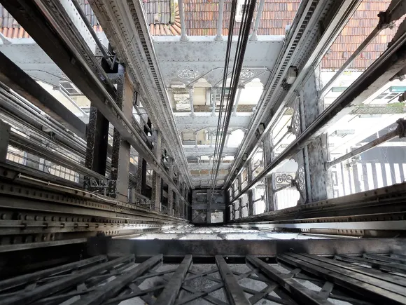 Report: Elevator-related construction deaths on the rise | Construction ...