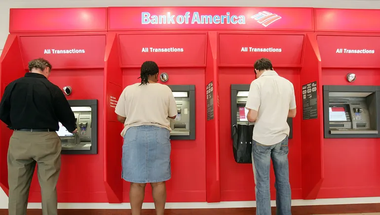 Banking’s mainframe strategies shift as boards push for AI, cloud | CIO ...