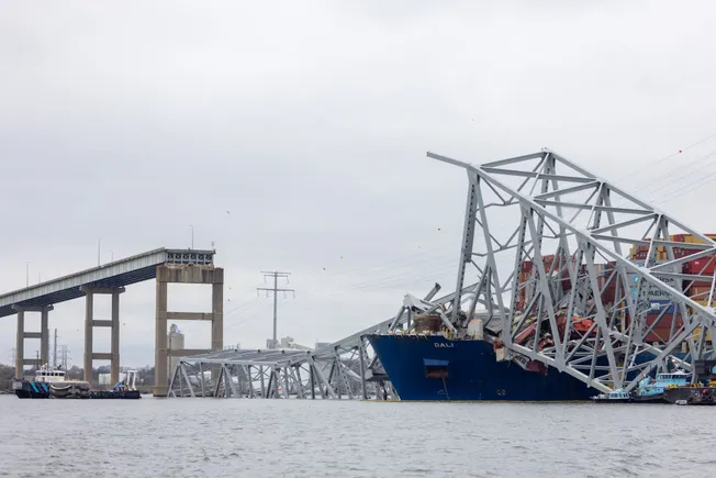 Baltimore bridge collapse pressures some key trucking lanes | Trucking Dive