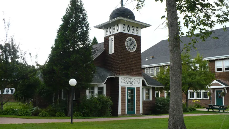 This week in 5 numbers: Inside Goddard College’s closure | Higher Ed Dive