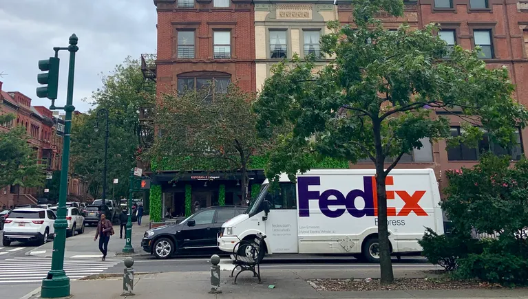 FedEx will ring in new year with price hikes, surcharges | Supply Chain ...