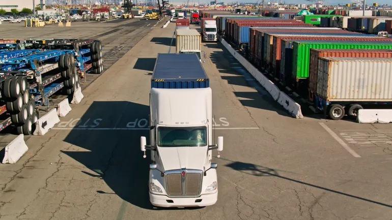 Universal Logistics abruptly shutters brokerage subsidiary | Trucking Dive
