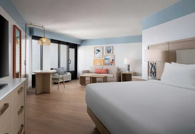 Hilton opens dual-branded resort in South Carolina | Hotel Dive