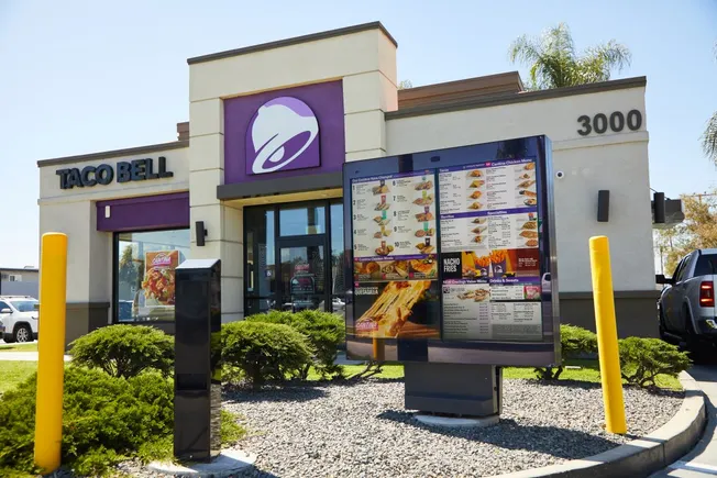 Taco Bell to deploy drive-thru voice AI to hundreds of US locations ...