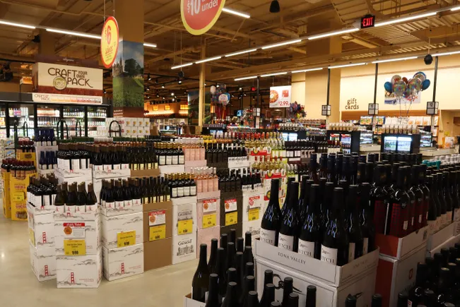 Senators and alcohol industry pressure Congress for tax relief | Food Dive