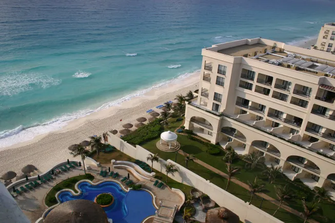 US travelers prioritizing hotel location over amenities: Deloitte ...