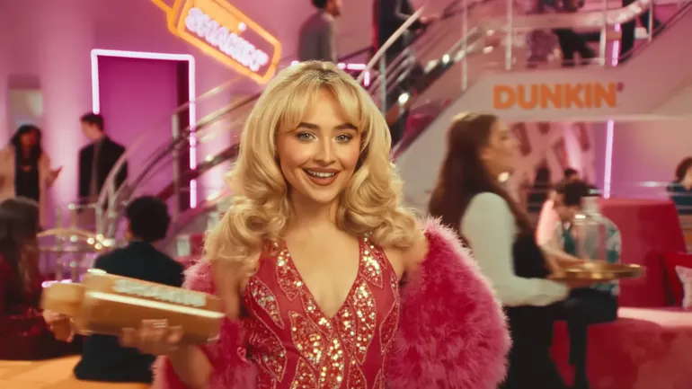 Dunkin’ gets racy with Sabrina Carpenter in ‘Shake That Ess’ campaign ...