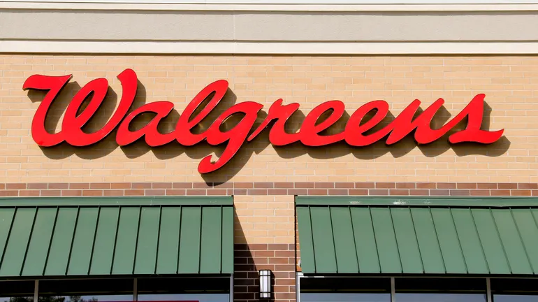 Optum's MedExpress and Walgreens team up on urgent care | Healthcare Dive