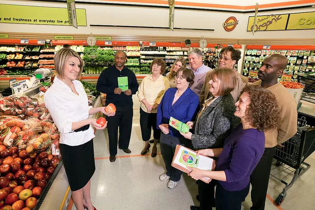 Grocers have omnichannel opportunities in health and wellness | Grocery ...
