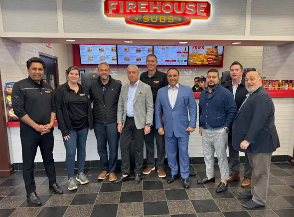 Bolla Market opens first of several Firehouse Subs | Restaurant Dive