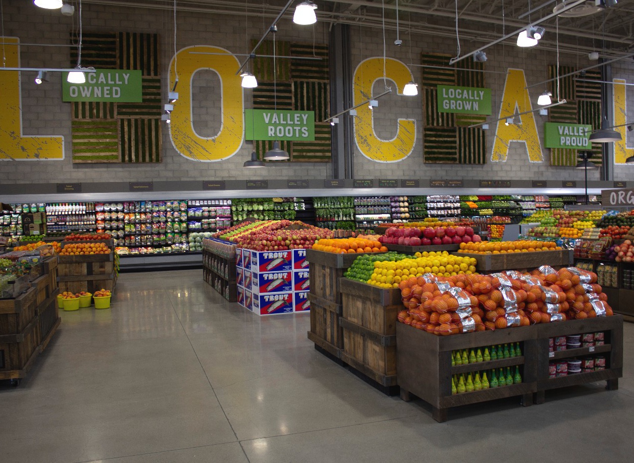 Inside the store: Save Mart's flagship in central California | Grocery Dive