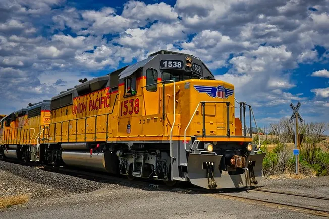 Union Pacific, Norfolk Southern confirm merger talks | Supply Chain Dive