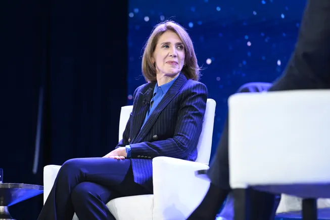 Alphabet investors get mixed news from departing CFO Ruth Porat | CFO Dive