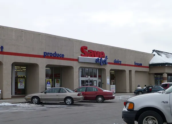 Save-A-Lot appoints former Lidl executive as CEO | Food Dive