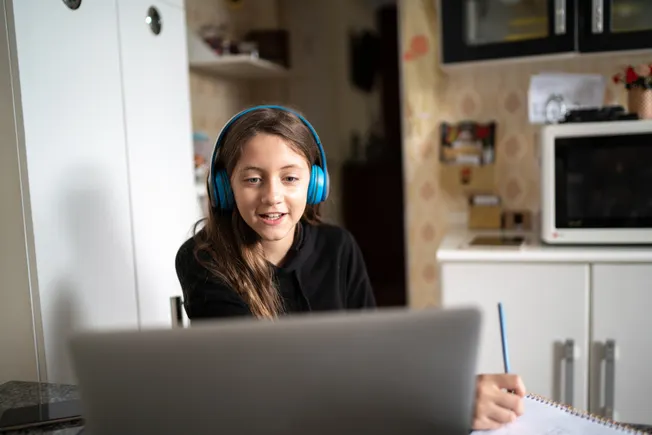 How to build relationships with students in remote learning ...