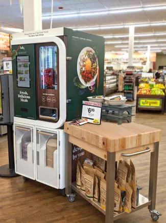 Saladworks to expand footprint with Chowbotics' robot | Restaurant Dive