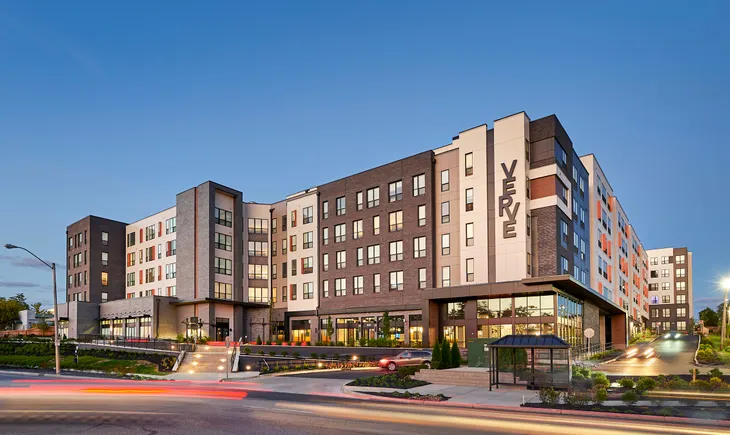 Bringing in contractors from other cities helps St. Louis developer ...