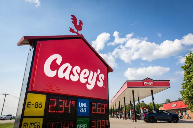 Casey’s shuffles leadership to bring food and insights teams closer | C ...