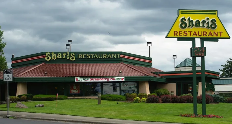 Shari’s closes remaining Oregon restaurants | Restaurant Dive