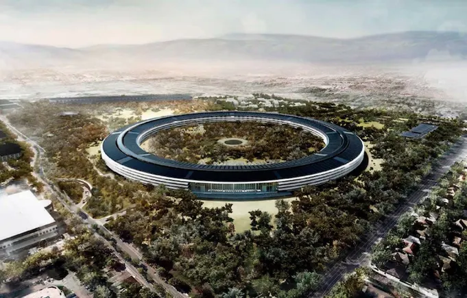 Apple announces April opening of $5B 'spaceship' campus | Construction Dive