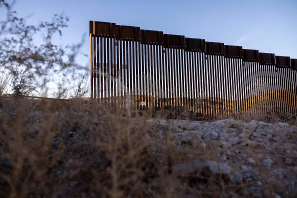 Fisher Sand & Gravel nabs $309M border wall job | Construction Dive