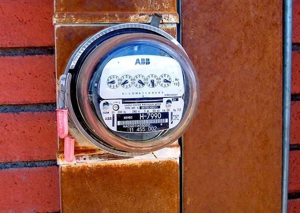 Consumers Energy's smart meter opt-out fee approved in Mich. | Utility Dive